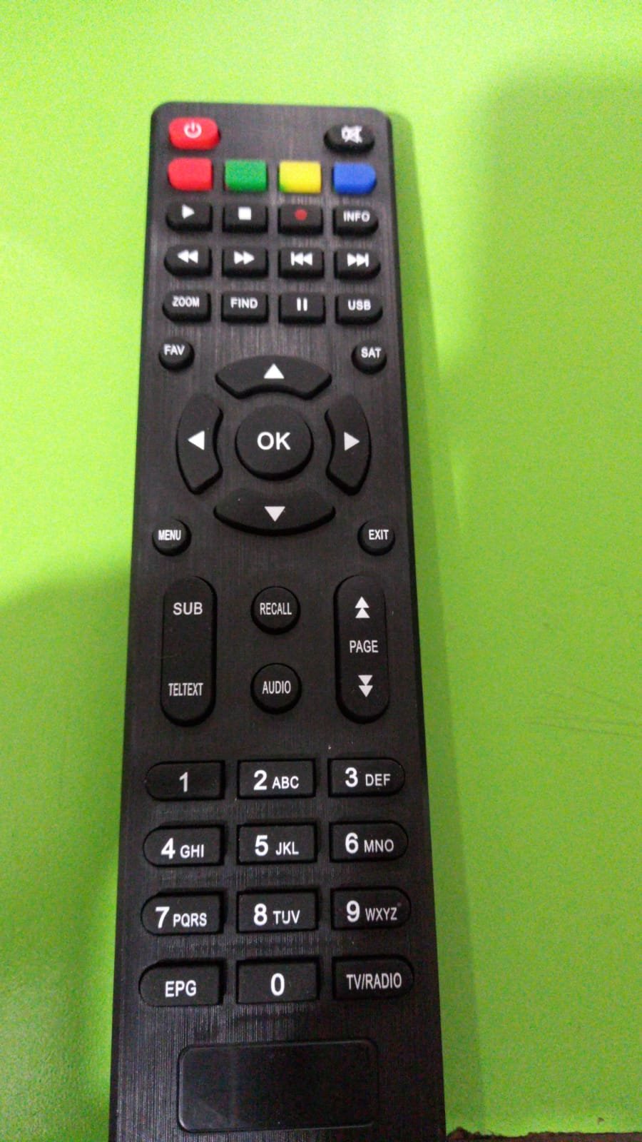 Botech Bs-5000 Full Hd Kasalı Uydu Cihazı Kumandas